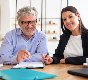 Difference Between A Public and An Independent Adjuster - Acuity Adjusters